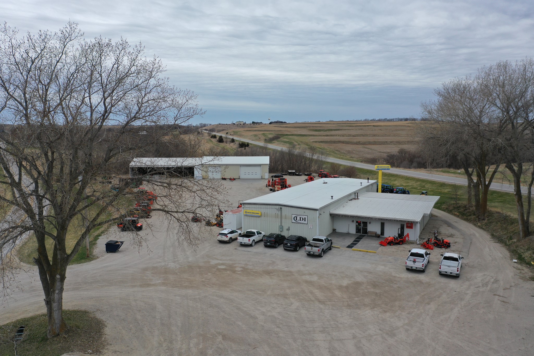 LDI Acquires Old Highway 6 Tractor and Equipment - KS and IA Ag ...
